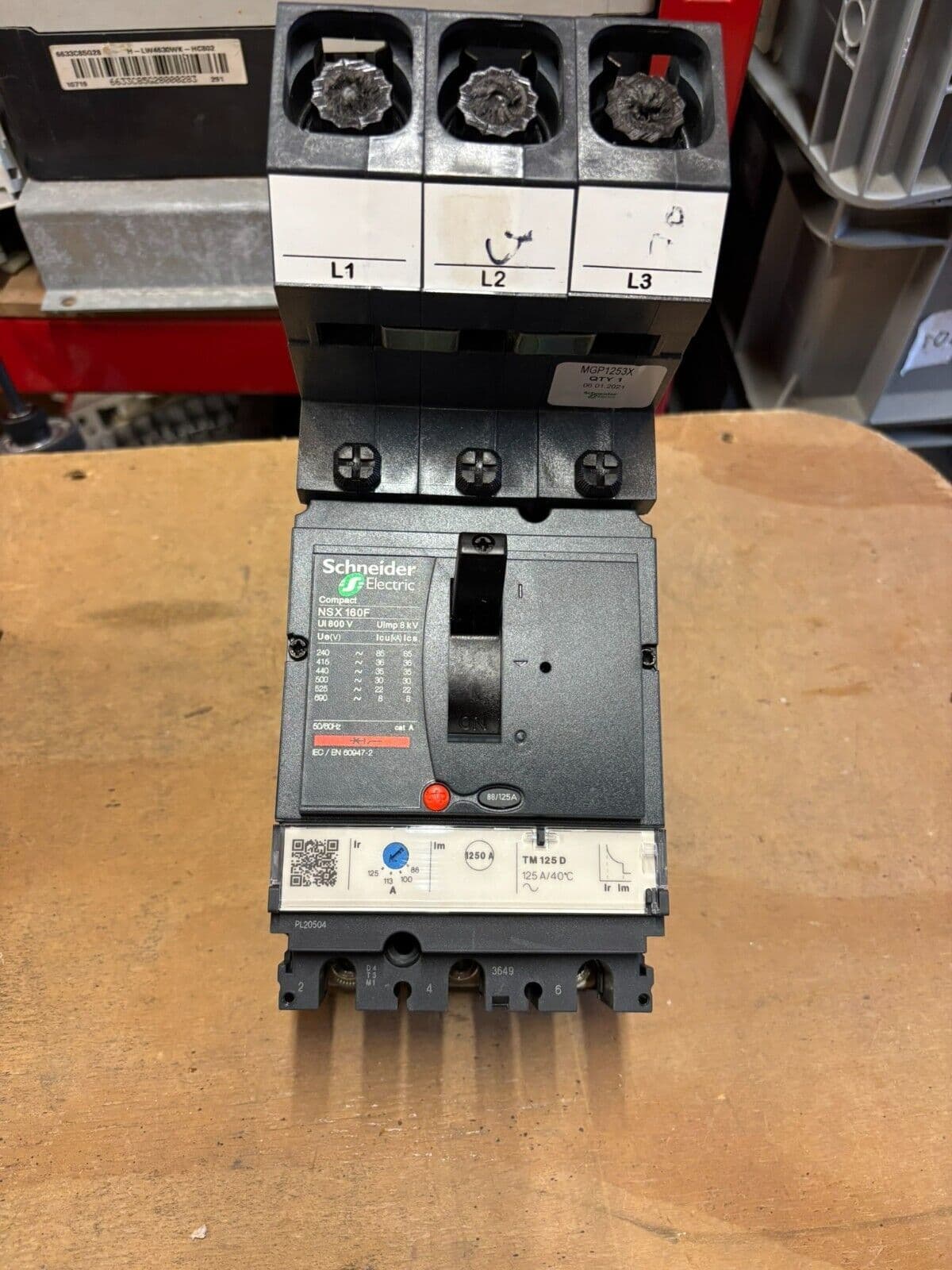 SCHNEIDER NSX 160F TM 125D 125 AMP MGP1253 ADJUSTABLE MCCB CIRCUIT BREAKER