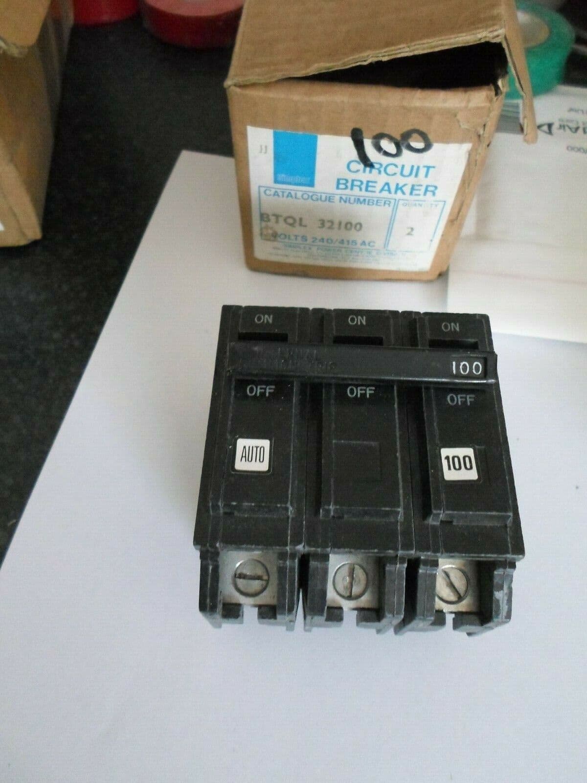 SIMPLEX 100 AMP TRIPLE POLE MCB CIRCUIT BREAKER BTQL32100