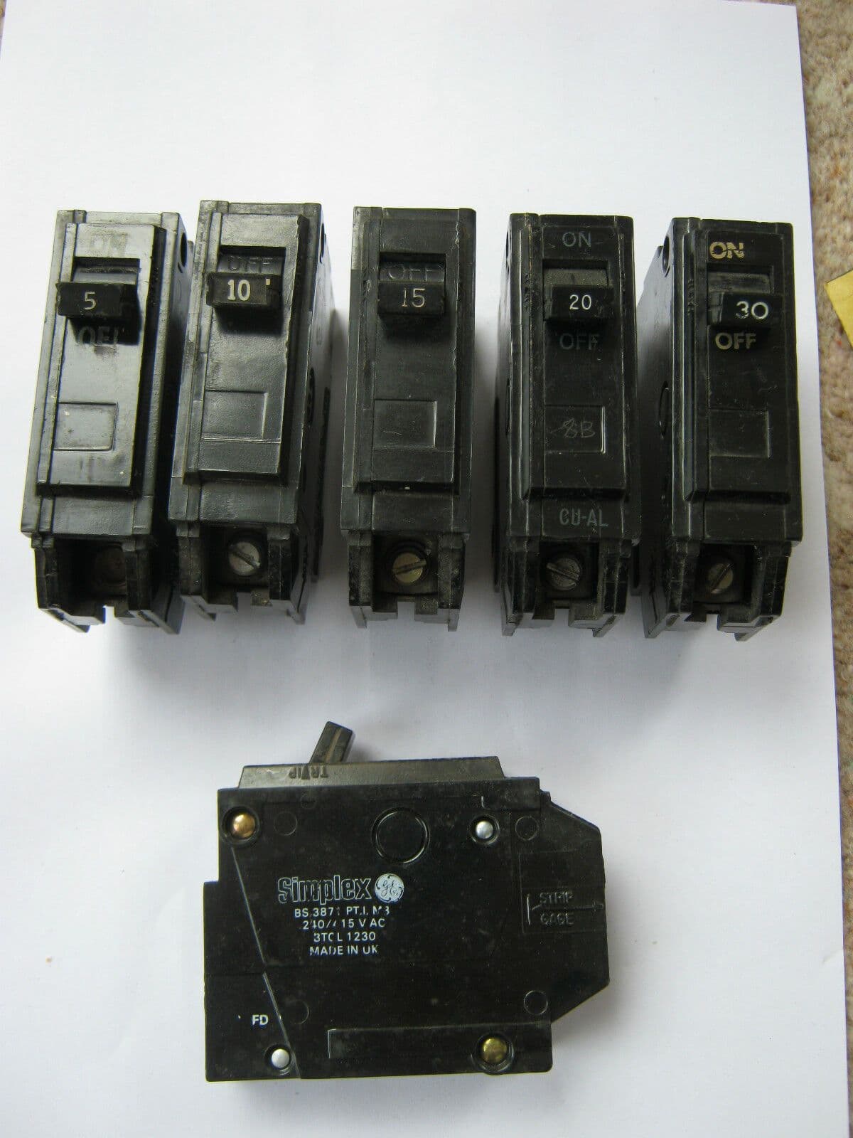 SIMPLEX GE GENERAL ELECTRIC 5 AMP BTQL1205 SINGLE POLE BS 3871 M3 MCB
