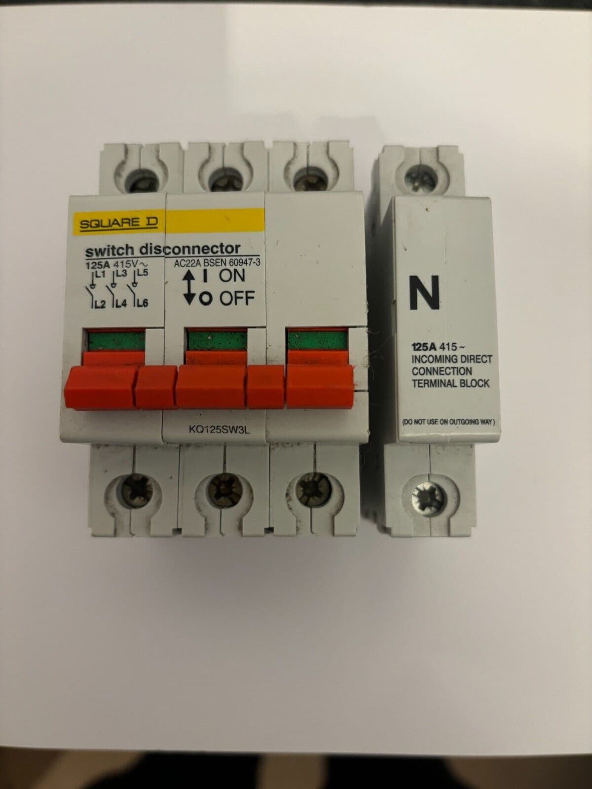 SQUARE D 125 AMP KQ125SW3L TRIPLE POLE MAIN SWITCH DISCONNECTOR SEE ...