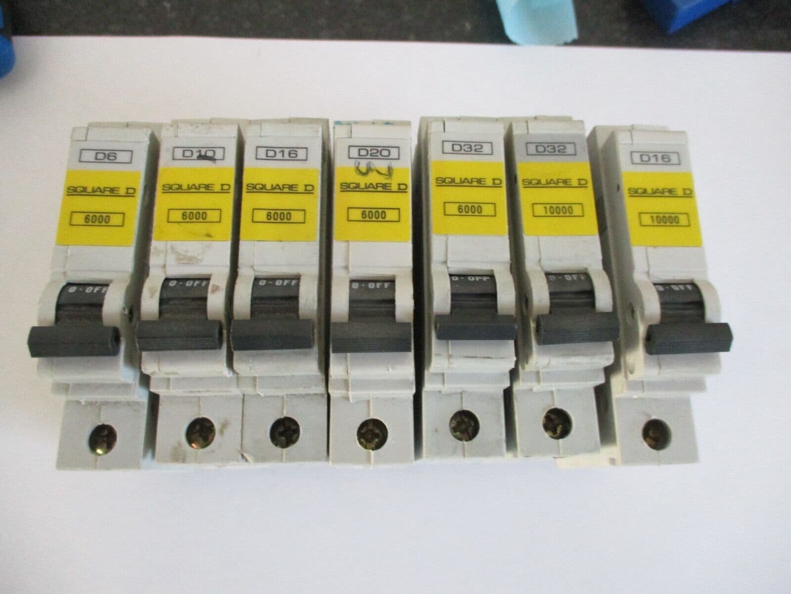 SQUARE D QOE D6 D10 D16 D20 D32 D40 6KA / 10KA SINGLE POLE MCB CIRCUIT ...