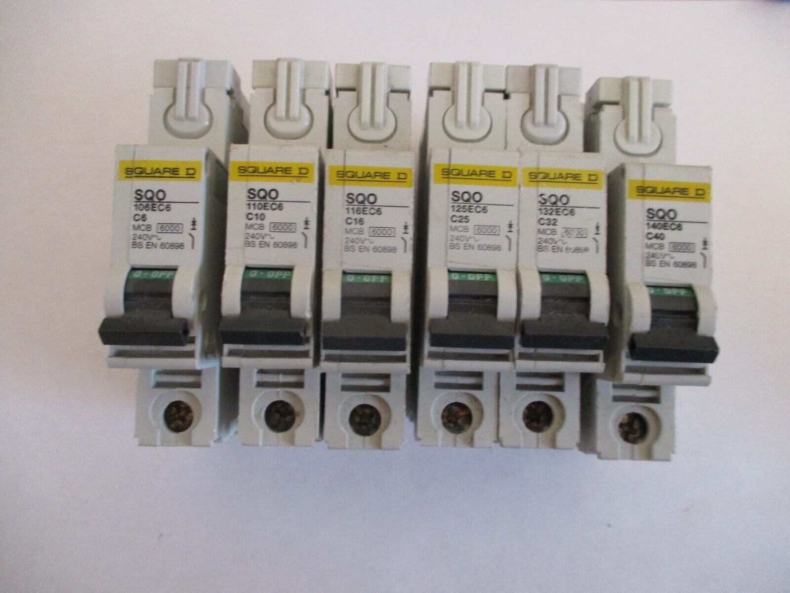 SQUARE D SQO C6 C10 C16 C20 C25 C32 C40 C50 6KA SINGLE POLE MCB CIRCUIT ...