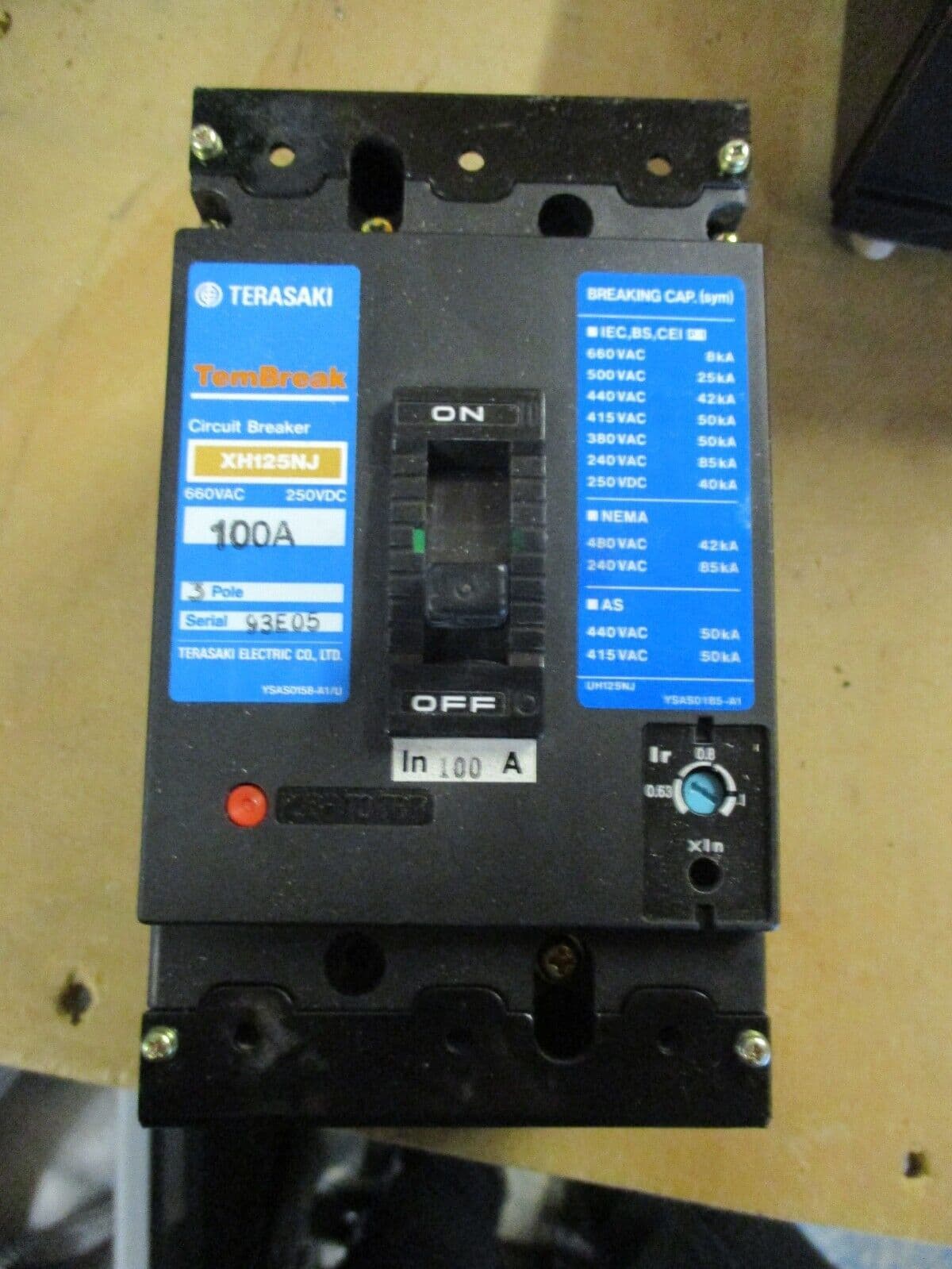 TERASAKI TEMBREAK XH125NJ 100 AMP 3 POLE MCCB CIRCUIT BREAKER