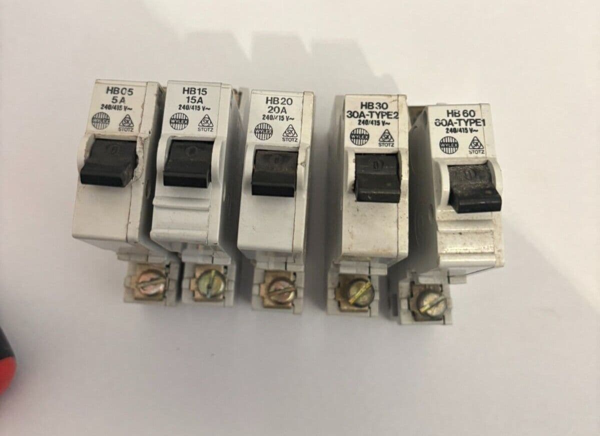 WYLEX HB RANGE 5 10 15 20 30 60 AMP TYPE 1 / 2 SINGLE POLE MCB CIRCUIT ...