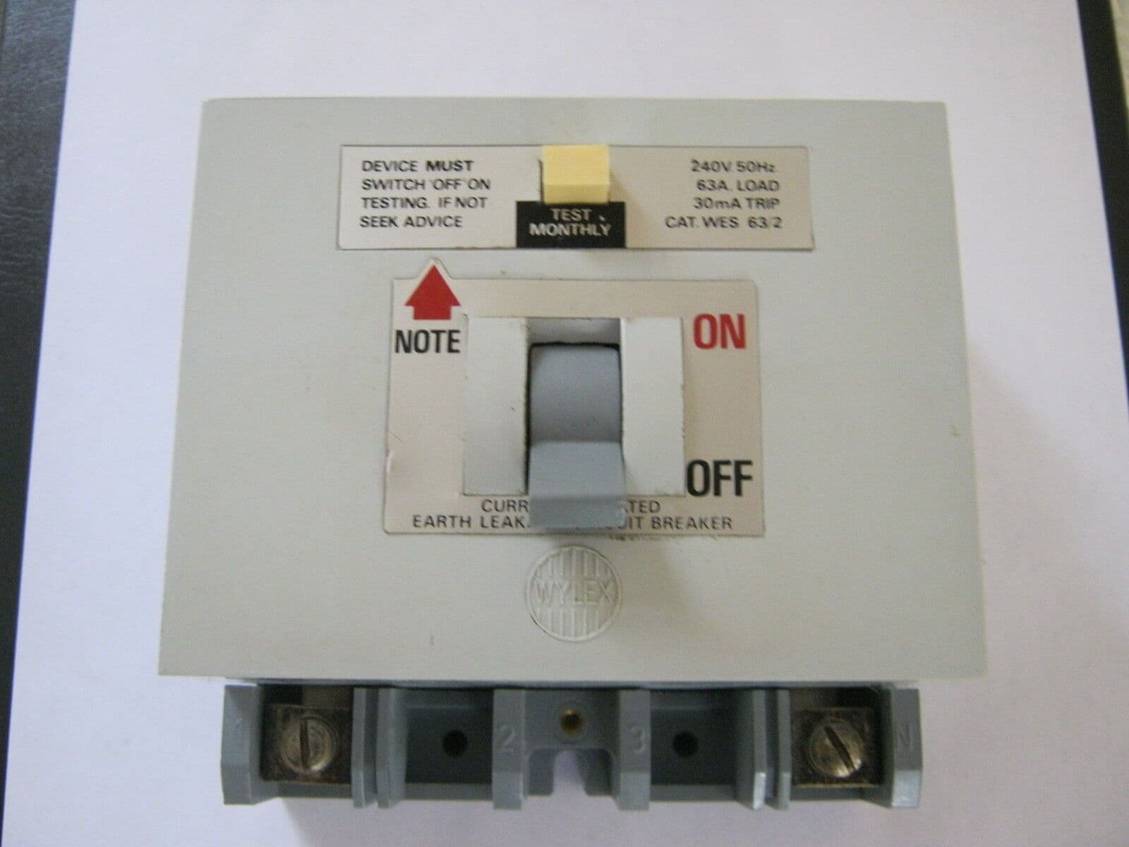 WYLEX WES 63/2 63A 30mA 2 POLE RCD CIRCUIT BREAKER WES 63/2
