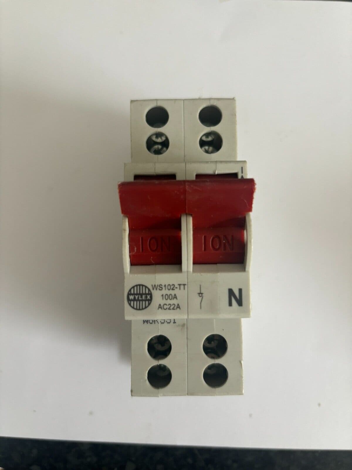 WYLEX WS102-TT 100 AMP DOUBLE POLE MAIN SWITCH