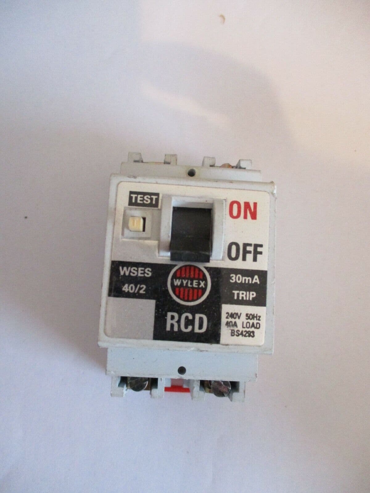 WYLEX WSES 40/2 40 AMP 30mA BS4293 RCCB CIRCUIT BREAKER