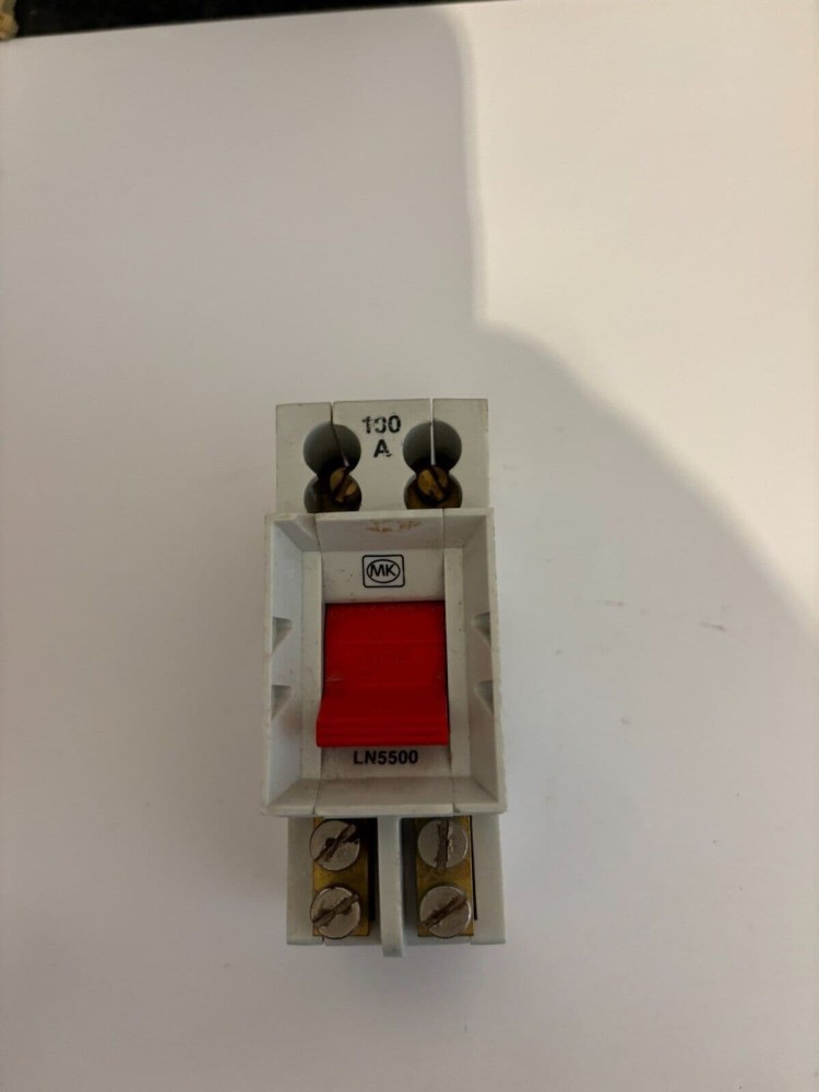 MK 100 AMP LN5500 DOUBLE POLE MAIN SWITCH ISOLATOR