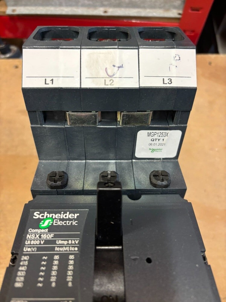SCHNEIDER NSX 160F TM 125D 125 AMP MGP1253 ADJUSTABLE MCCB CIRCUIT BREAKER