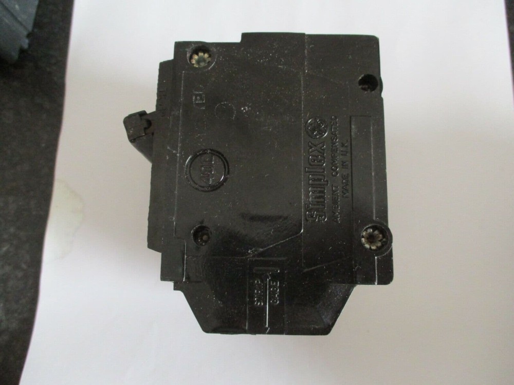 SIMPLEX 100 AMP TRIPLE POLE MCB CIRCUIT BREAKER BTQL32100