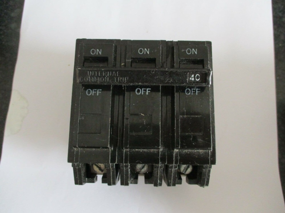 SIMPLEX 100 AMP TRIPLE POLE MCB CIRCUIT BREAKER BTQL32100