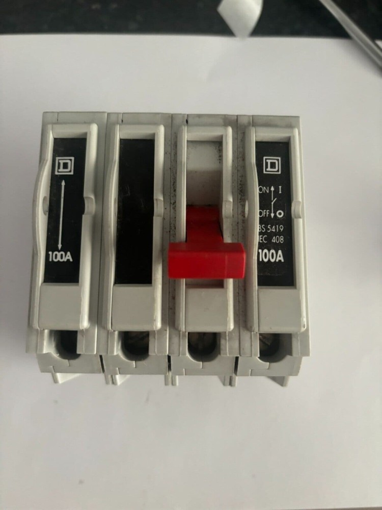 SQUARE D QOE 100 AMP QO4100MN 4 POLE INC NEUTRAL MAIN SWITCH DISCONNECTOR