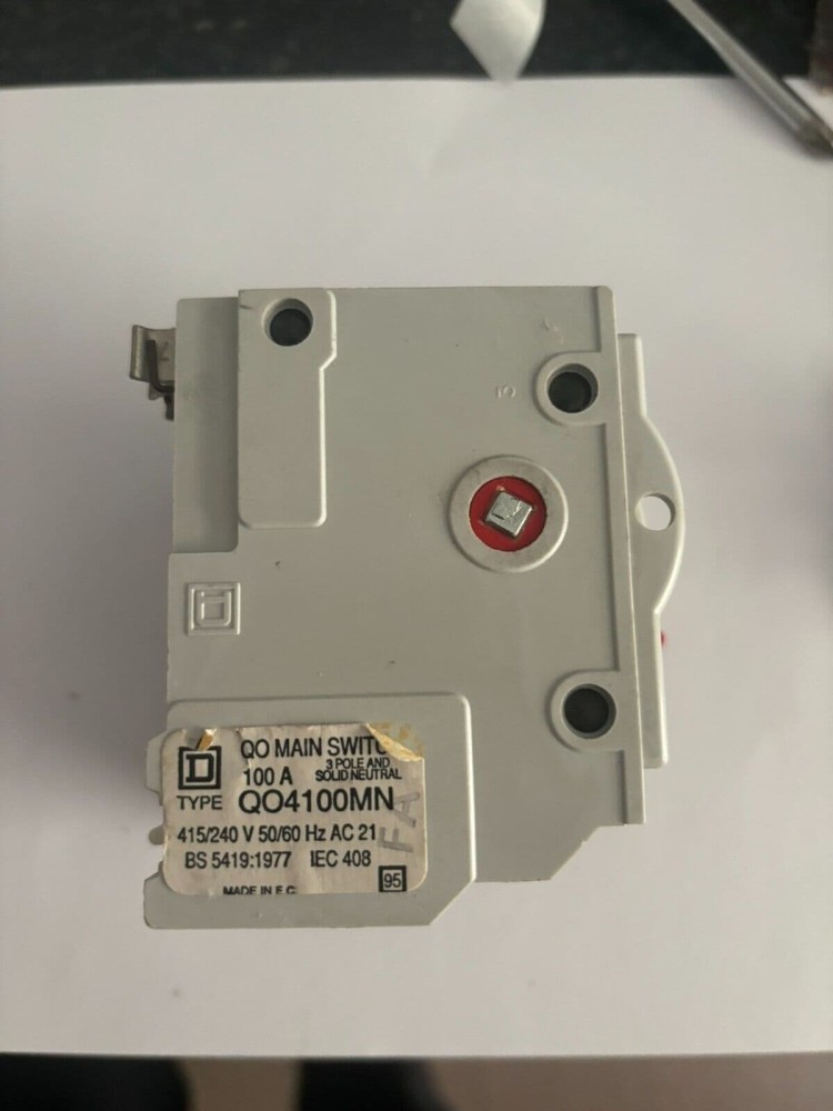 SQUARE D QOE 100 AMP QO4100MN 4 POLE INC NEUTRAL MAIN SWITCH DISCONNECTOR