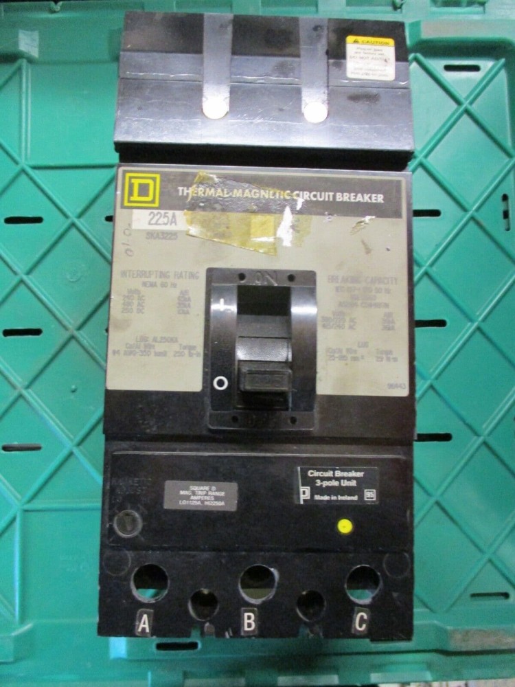 SQUARE D SKA3225 225 AMP ADJUSTABLE TRIPLE POLE MCCB CIRCUIT BREAKER