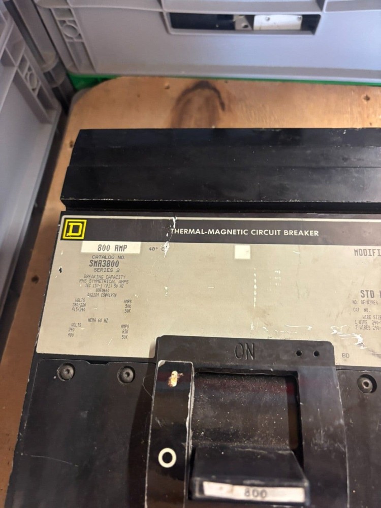 SQUARE D SMA800 800 AMP TRIPLE POLE ADJUSTABLE MAIN SWITCH DISCONNECTOR