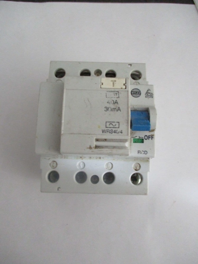 WYLEX STOTZ 32 AMP 30mA WRS32/4 RCD CIRCUIT BREAKER