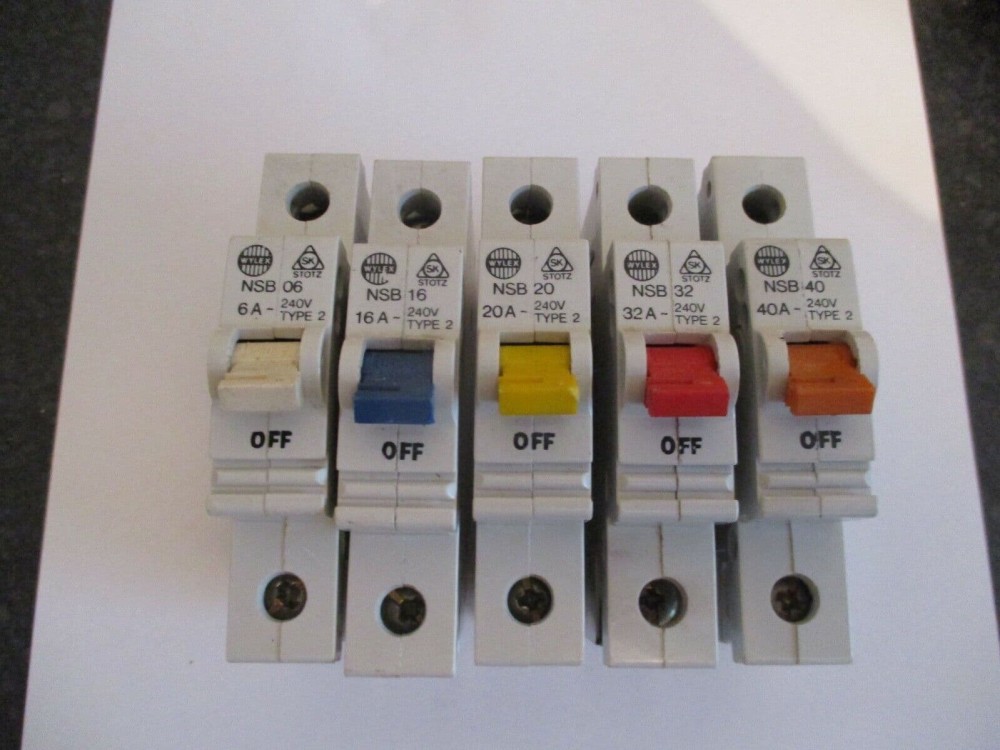 HAGER BS3871 6A 10A 16A 20A 32A 40A TYPE 2 M6 SINGLE POLE MCBS